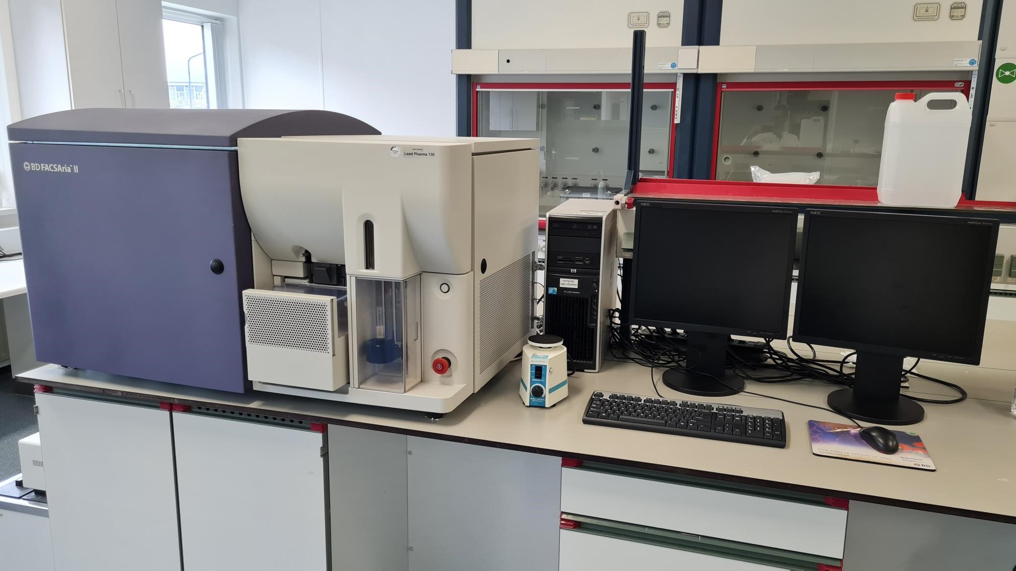BD FACSAria™ II Cytometric Cell Sorter | Labconsort